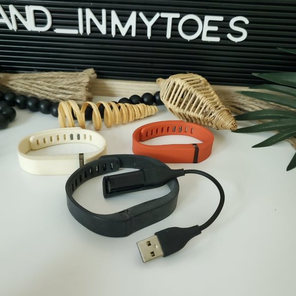 fitbit | Wearables | Fit Bit Flex I With 3 Bands Orange Black And White ...